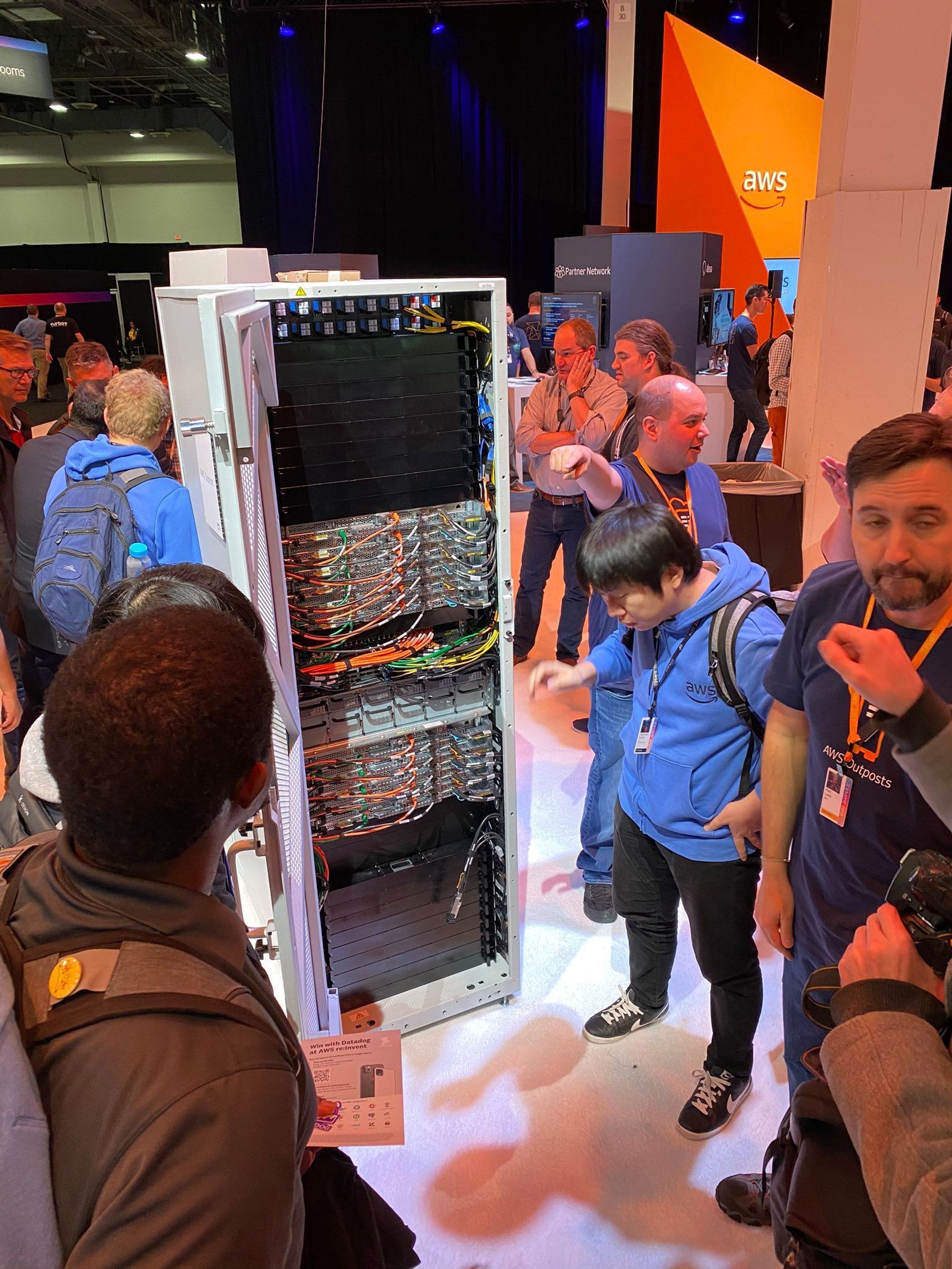 AWS Outpost Deep-Dive with 56K.Cloud - 56k.Cloud